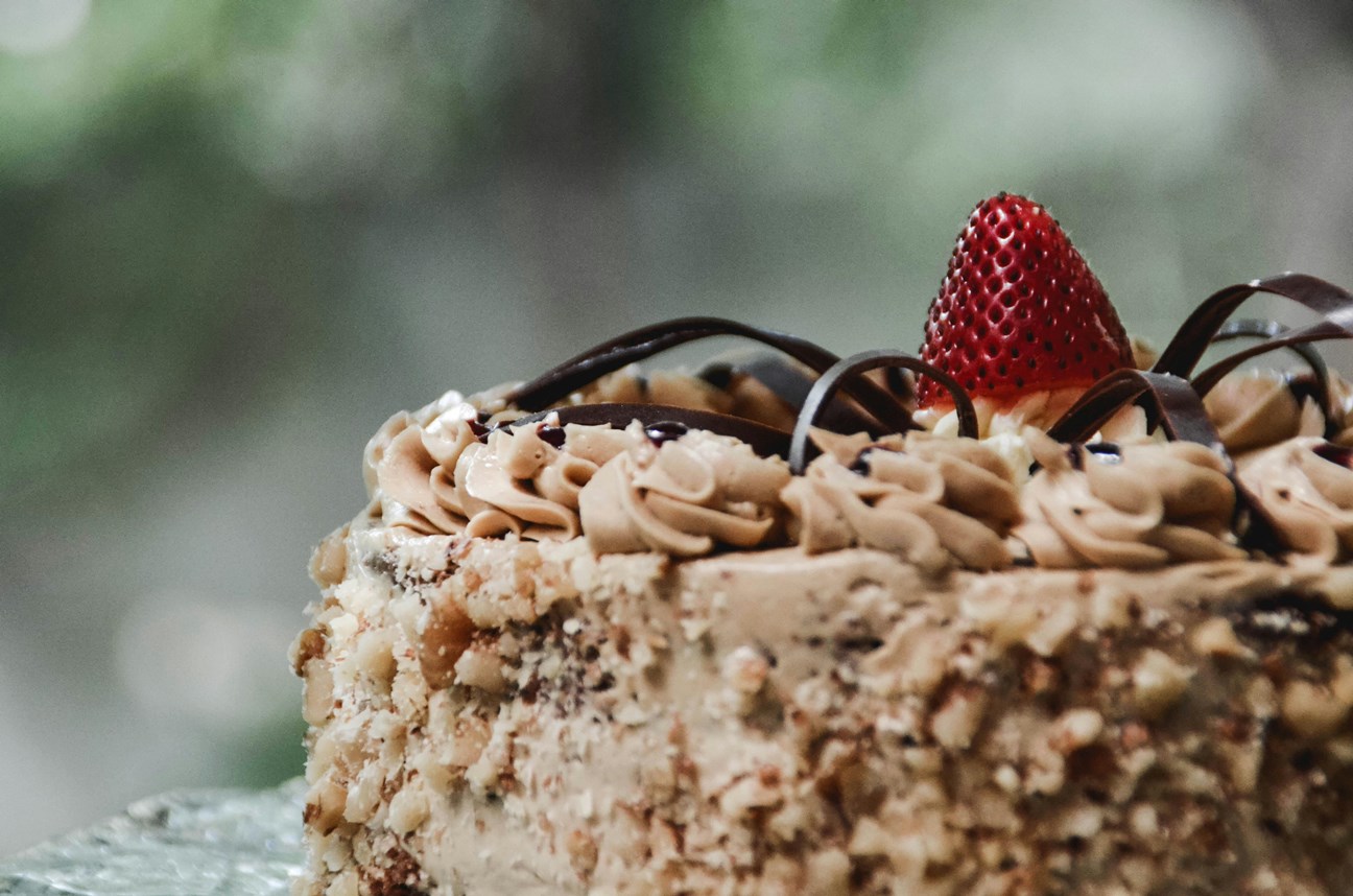 Cakes & Pies - The Save Mart Companies